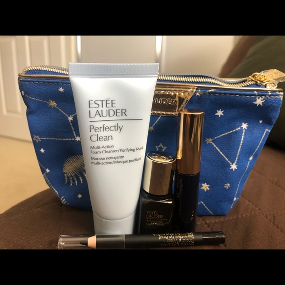 Estee Lauder | Makeup | Brand New Este Lauder Mini Makeup | Poshmark